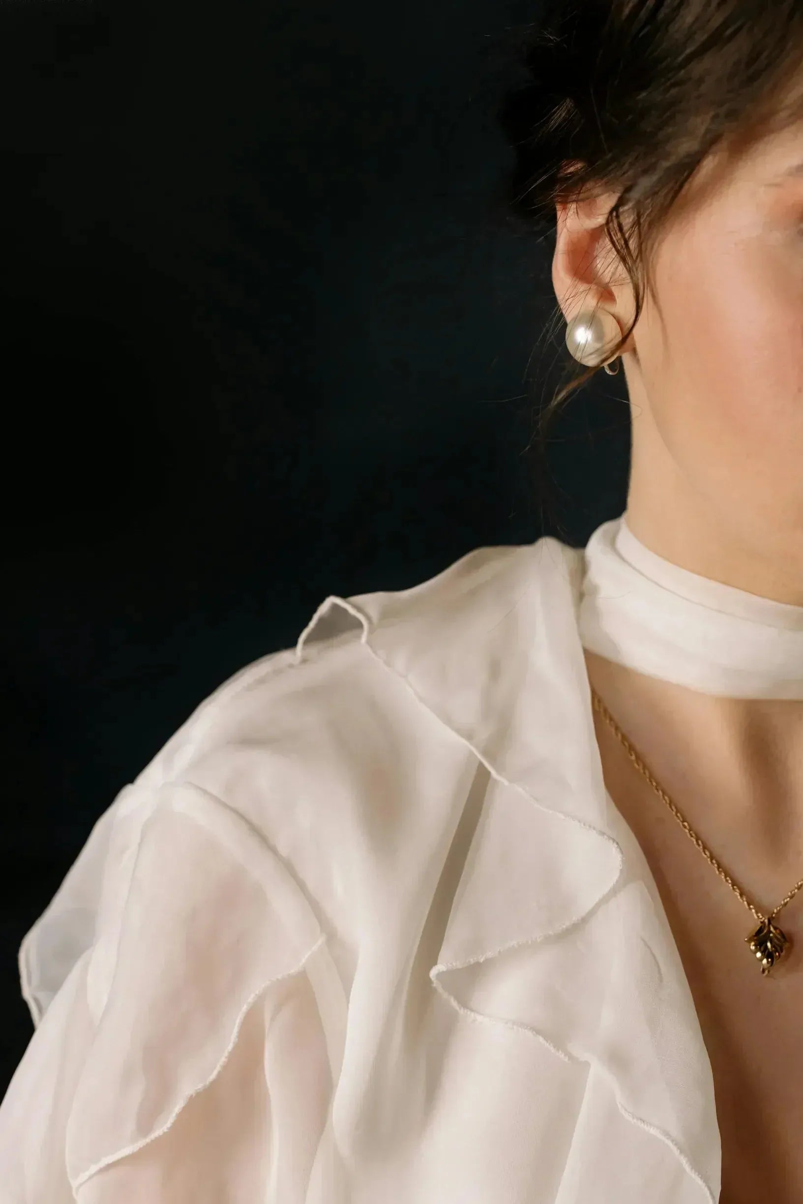 How to Style Mixed Metals with Pearls for Effortless Elegance – Kyoto Pearl